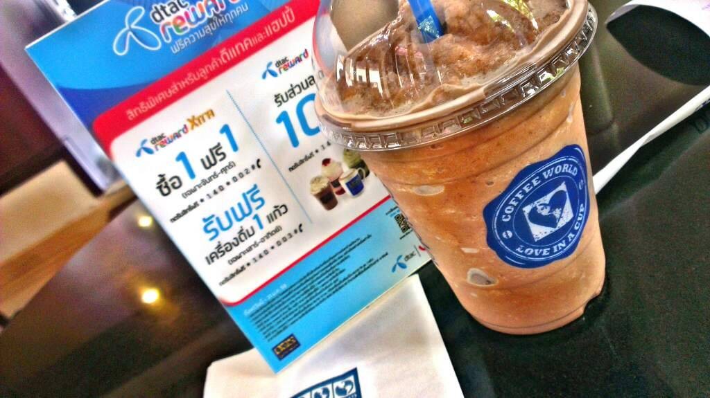 รีวิว Coffee World KU avenue - ชอคโกแลตเข้มข้น กาแฟหอมกรุ่น ชิลๆแอร์เย็นฉ่ำ