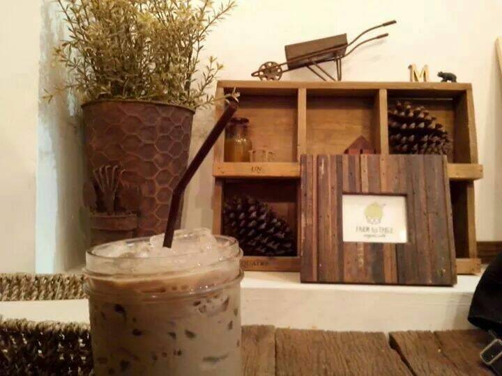 รีวิว Farm to Table Organic cafe - ร้านกาแฟแบบออแกนิค♥ - Wongnai