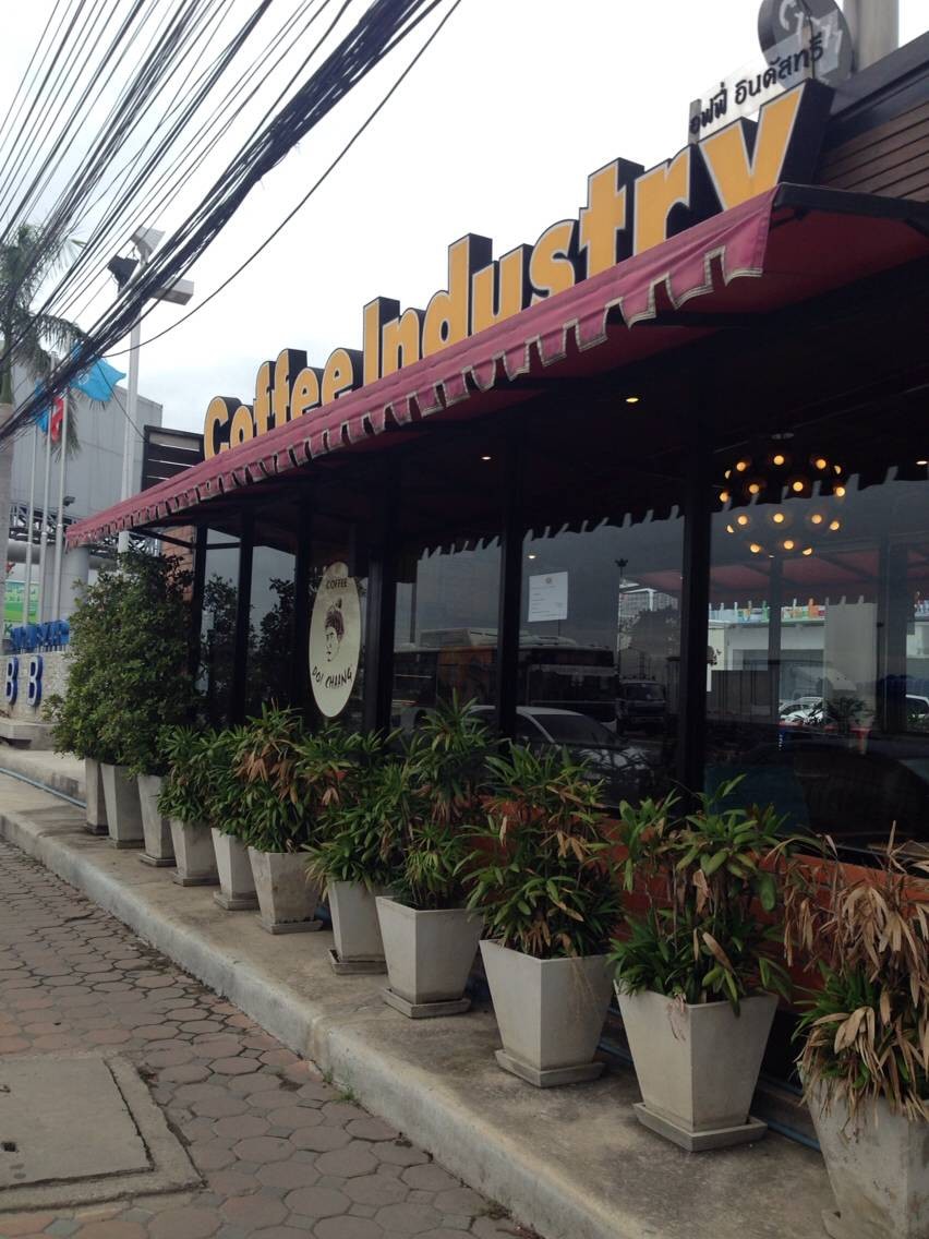 รีวิว Coffee Industry BB Market บางใหญ่ - ร้านกาแฟสดดอยช้าง บรรยากาศสบายๆ