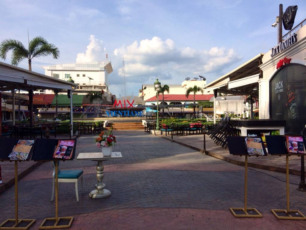 รีวิว Mix Restaurant & Bar - อาหาร เบาๆ ราคา บนห้าง