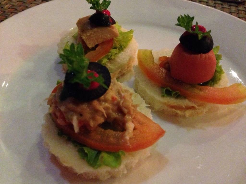 รีวิว Khmer Booloom Restaurant - อาหารอารมณ์ฟิวชั่น ในเขมร