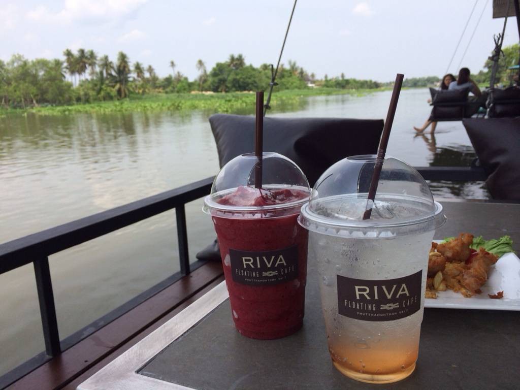 รีวิว RIVA Floating Cafe ปานเทวี ริเวอร์ไซด์ รีสอร์ท แอนด์ สปา - 😙เมื่อ ...