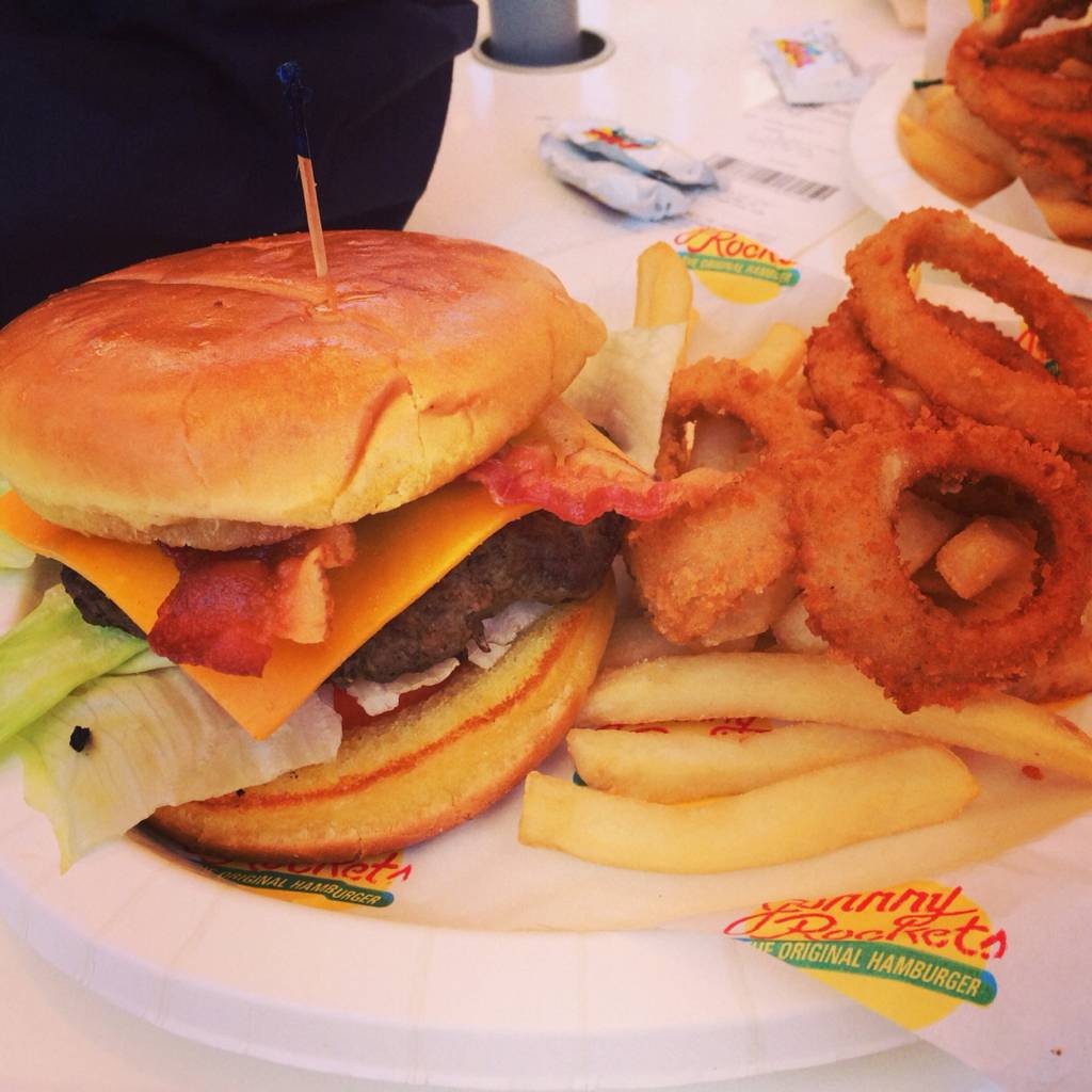 รีวิว Johnny Rockets The Original Hamburger Fishermans Wharf - ร้านบน ...