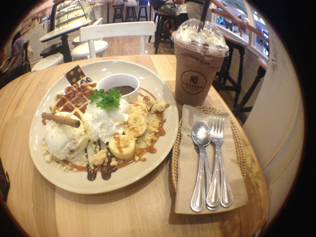 รีวิว Yingdeaw Homemade สยามสแควร์ วัน - แวะมาเติมความหวานด้วยวาฟเฟิลใน ...