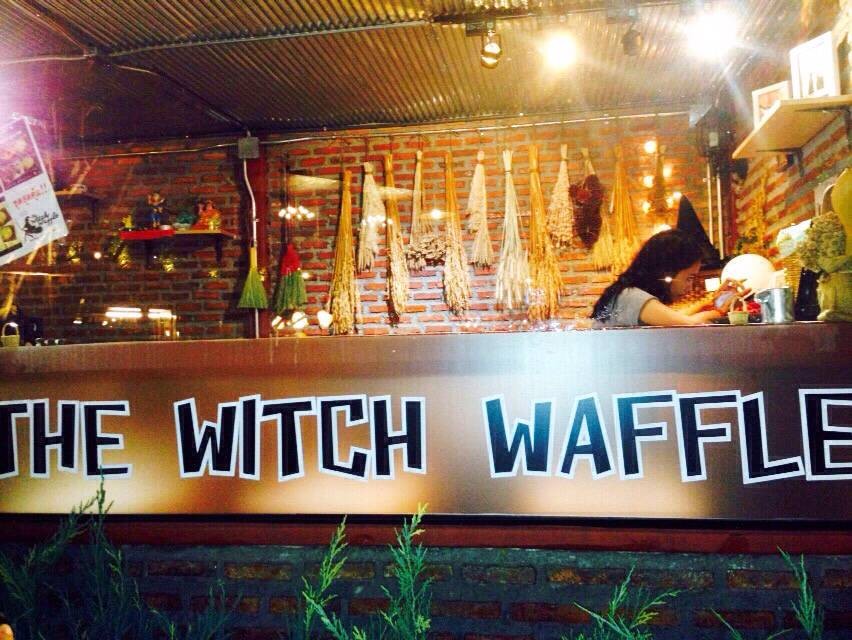 รีวิว THE WITCH WAFFLE - ร้านน่ารัก ขนมน่ากิน