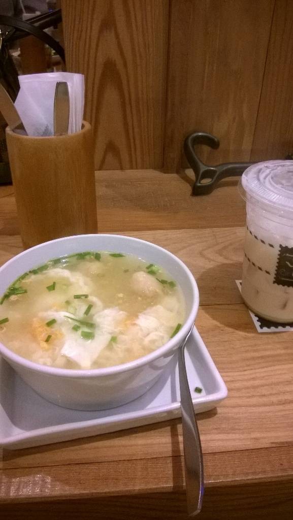 รีวิว บ้านหญิง Silom Complex ชั้น2 - เสียความรู้สึก - Wongnai