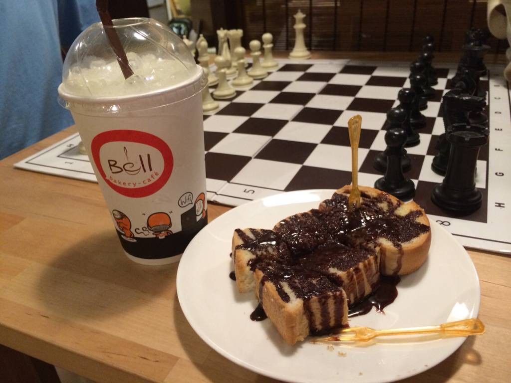 รีวิว Bell Bakery Cafe สามย่าน - จุฬา - นั่งชิล อ่านหนังสือเหมาะมาก