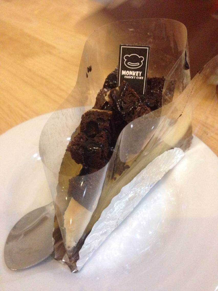 รีวิว Monkey Chocky Cake - สวรรค์ของคนนอนดึก