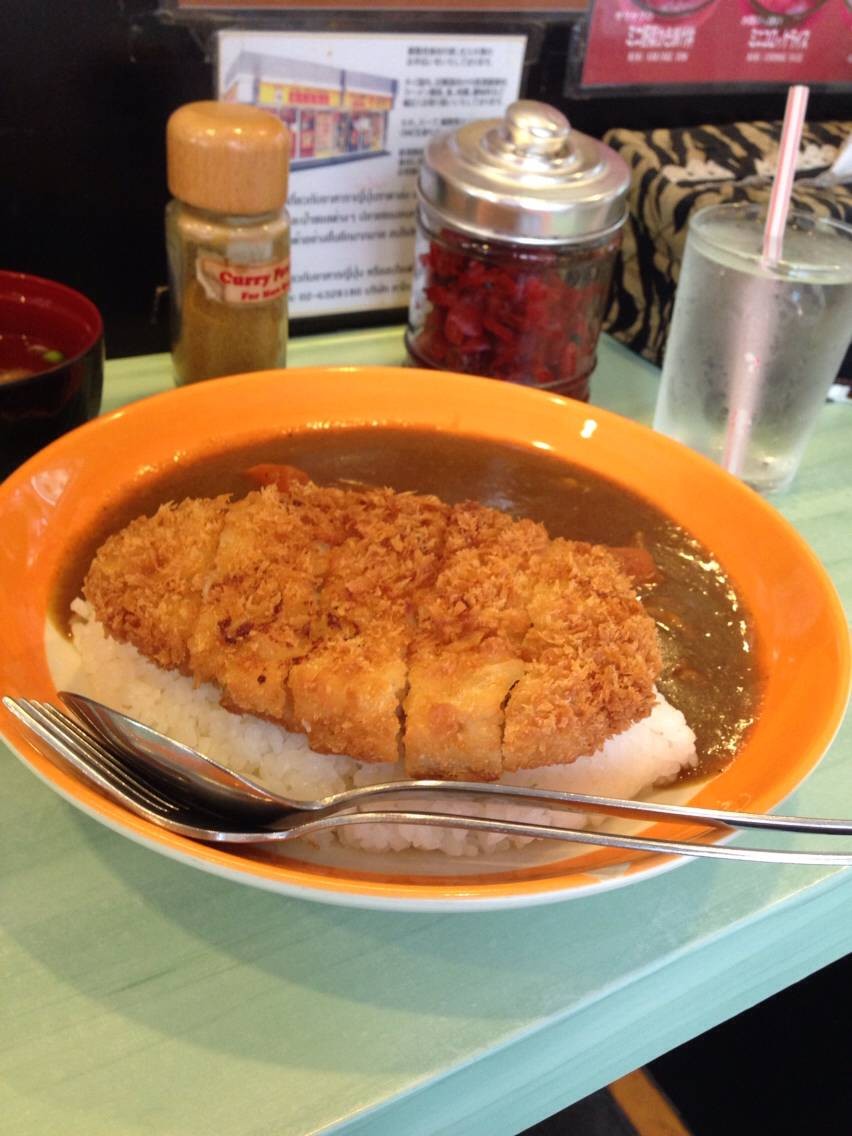 รีวิว Shin Emon ธนิยะ - แกงกระหรี่ ราเมง รสชาติผ่าน - Wongnai