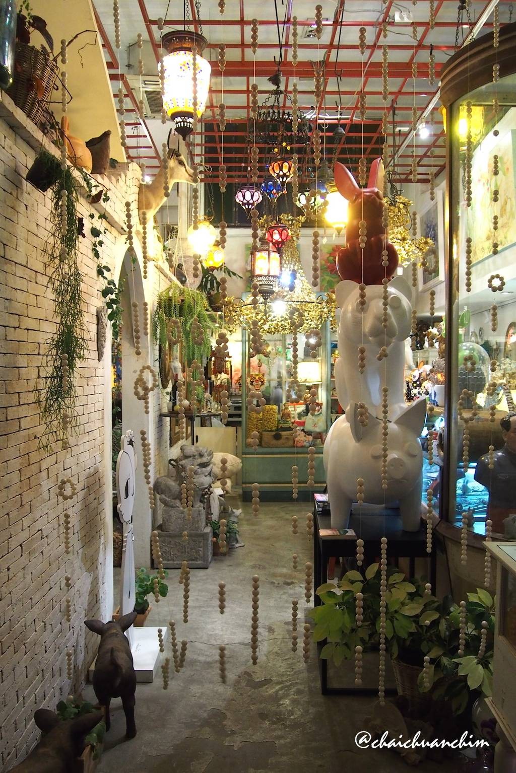 รีวิว Koland Cafe' - ดินแดนมหัศจรรย์กับอาหารในจินตนาการของดีไซน์เนอร์