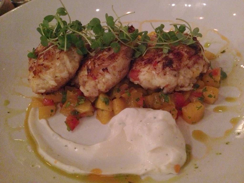 รูป Roast Coffee & Eatery ซีนสเปซ ทองหล่อ