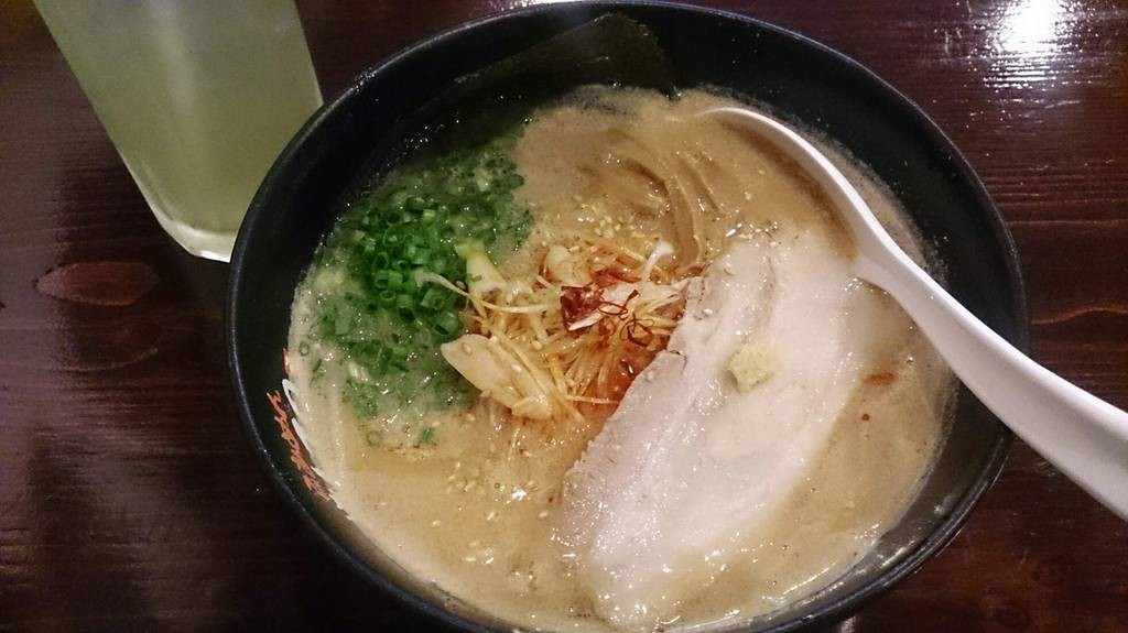 รีวิว ฮอกไกโดราเมง ราเมงกันเททซึ Hokkaido Ramen Gantetsu สีลม - ราเม็ง ...