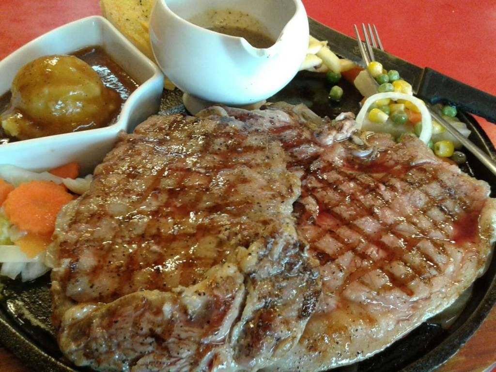 รีวิว HARLEM STEAK ม.เกษตรศาสตร์ - หากคุณหิวมากและอยากเนื้อสัตว์จงมาที่นี้