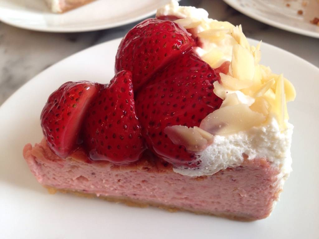 ร้าน Mousses & Meringues The Crystal | รีวิวร้านอาหาร