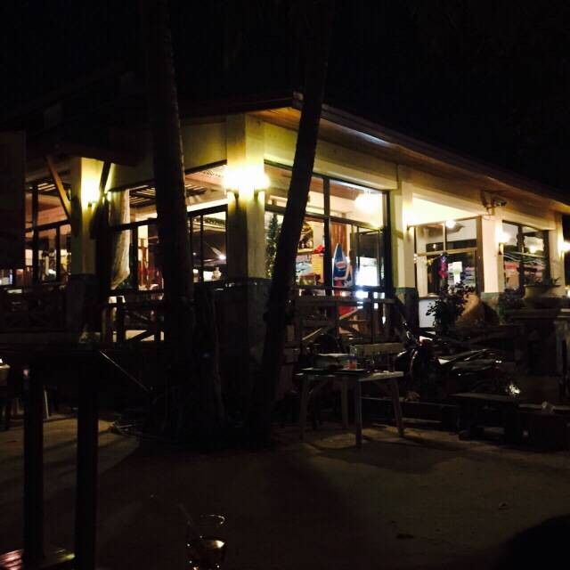 รีวิว C@Sea Cafe - ร้านอาหารในโรงแรมที่รสชาติดีและถูก
