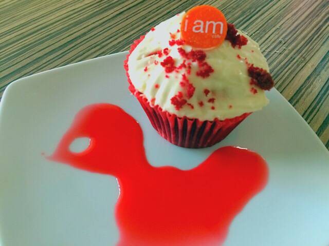 รีวิว I Am Cafe - ร้านสวยไอเดียดีเค้กอร่อย 👌