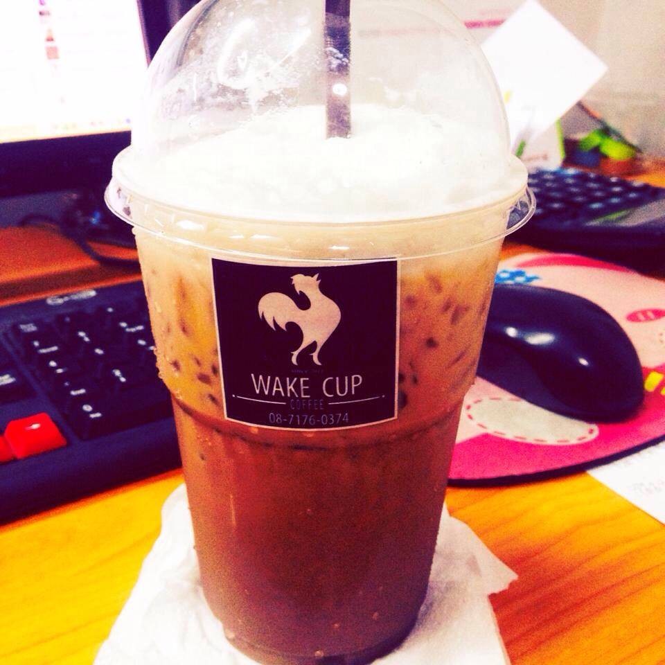 รีวิว Wake Cup เซเว่น หอภูสรวง - ร้านกาแฟของคนตื่นเช้า