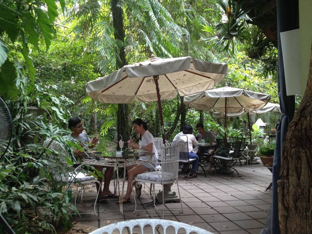 รีวิว Little Tree Garden บ้านใหม่ - บรรยากาศดีมากๆ - Wongnai