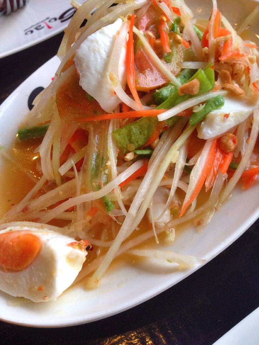 รีวิว ส้มตำฮัลโหลโซลาว Hello Solao - solao aroi naa