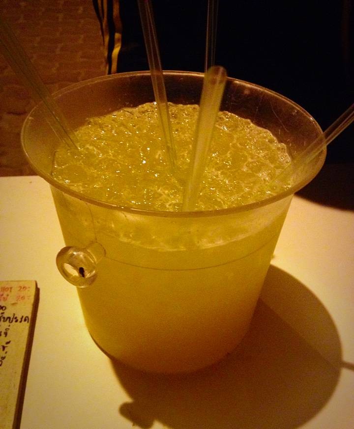 [รีวิว] ร้าน Volk Bar 1 | เมนูแนะนำ รูปภาพ ราคา - Wongnai