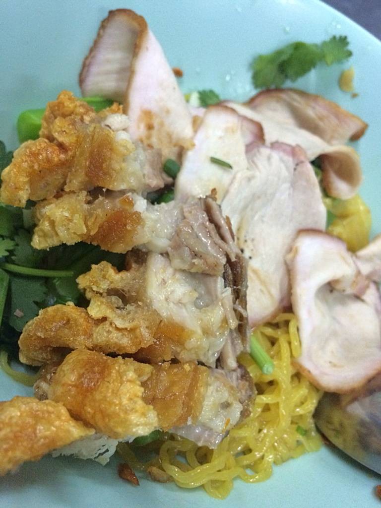 รูป ช. บะหมี่เกี๊ยวหมูแดง รามคำแหง 118