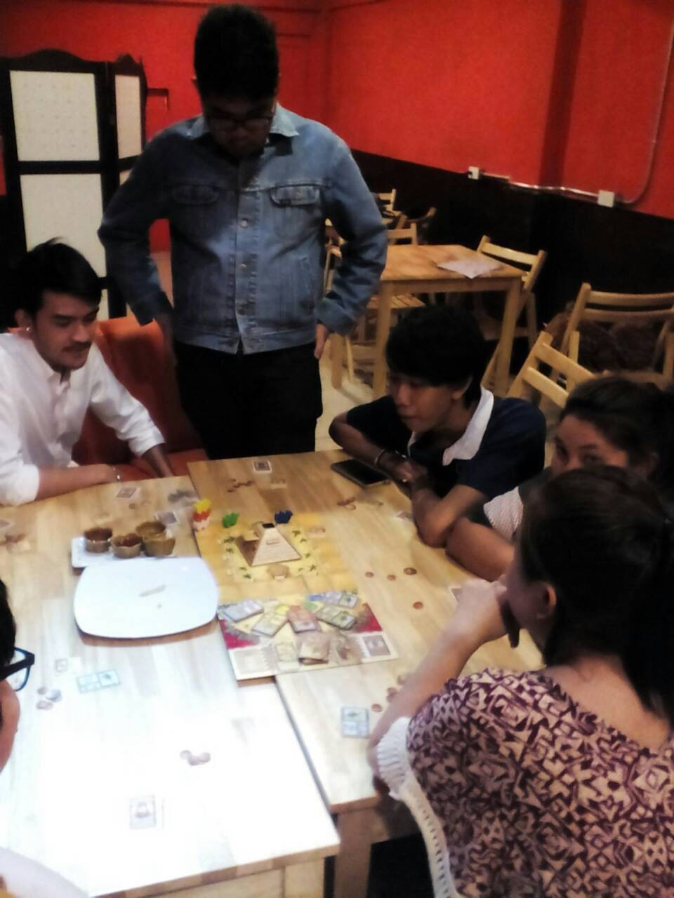 ร้าน Play Again Board Game Cafe | รีวิวร้านอาหาร - Wongnai