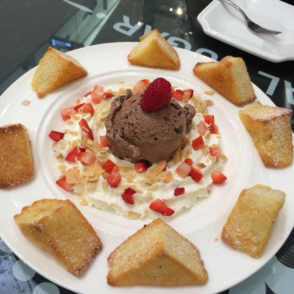 รีวิว Royal Sugar MEGA BANGNA - อาหย่อยยยย