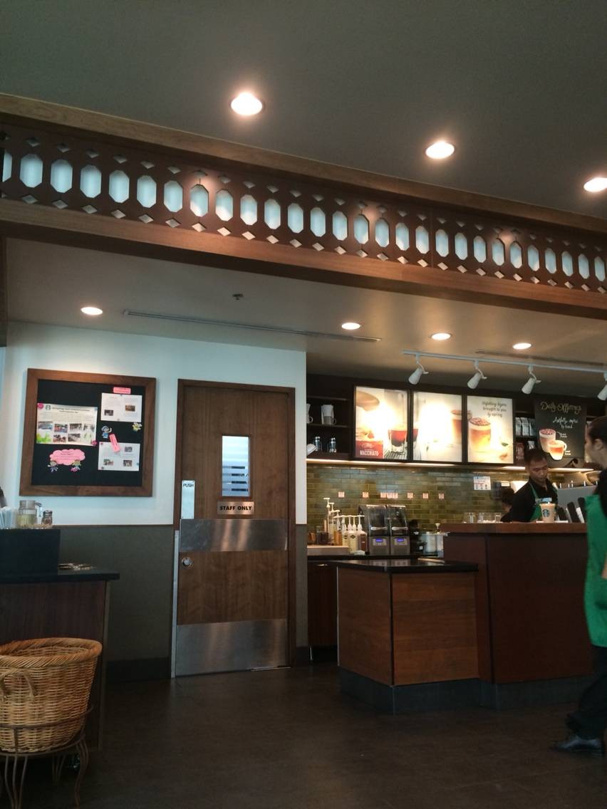 รีวิว Starbucks เดอะ วอล์ค ราชพฤกษ์ - cozy n nice place