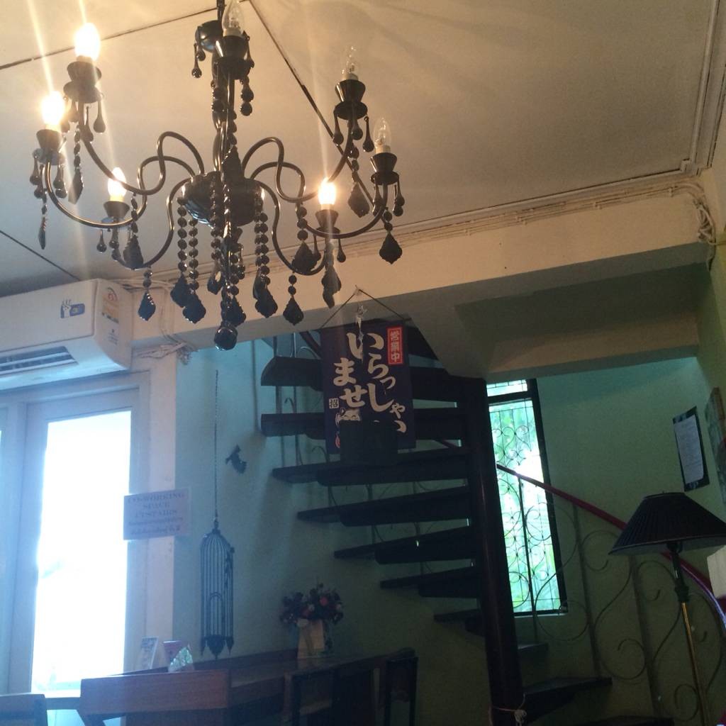 รีวิว Study room Cafe - โอเคในระดับนึง แต่ยังไม่สุด 😉
