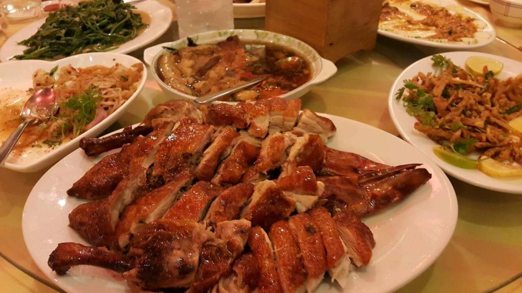 รีวิว Golden Duck Kan Taw Mingalar Garden ,Yangon - ไปลอนดอนต้องโฟร์ ...