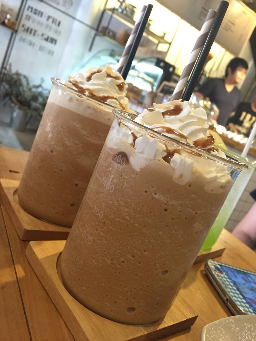 รีวิว MERGE CAFE - ร้านนั่งสบาย อาหารอร่อย - Wongnai