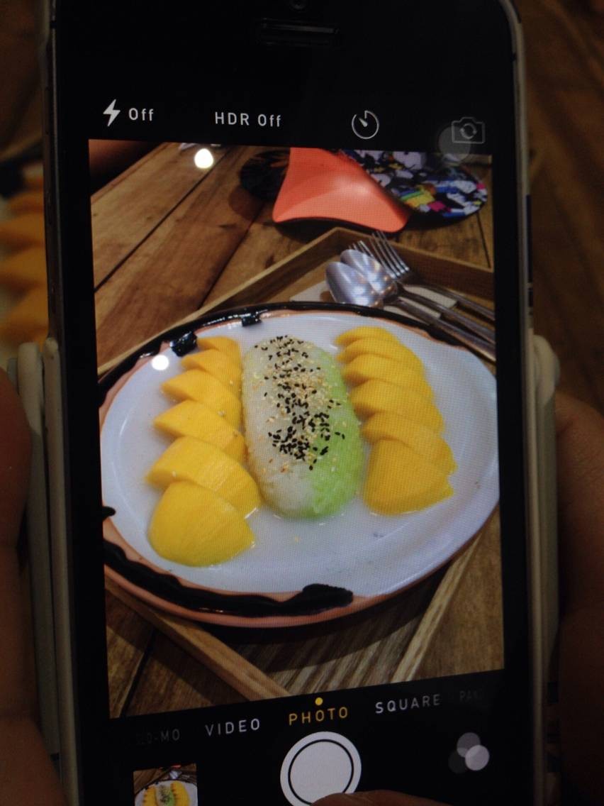 รีวิว Chino Cafe Gallery - Life is short, eat "MANGO STICKY RICE" first😁