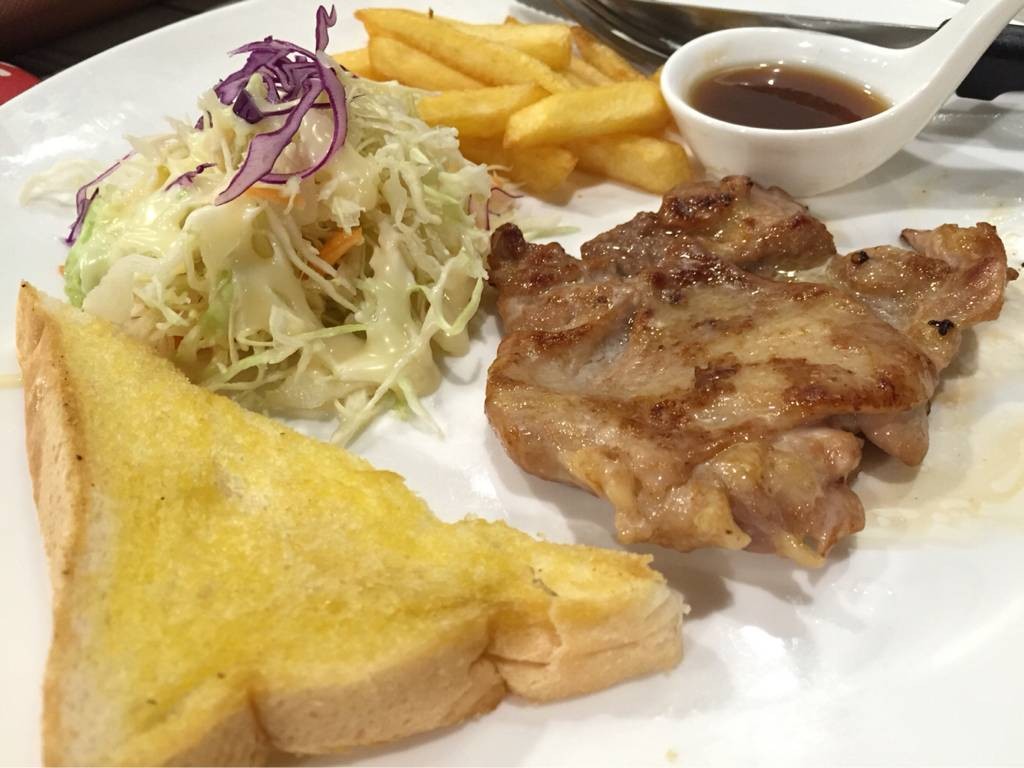 รีวิว Sky Luck House โครงการวันอุดมสุข - ร้านสเต็กที่ผิดหวัง