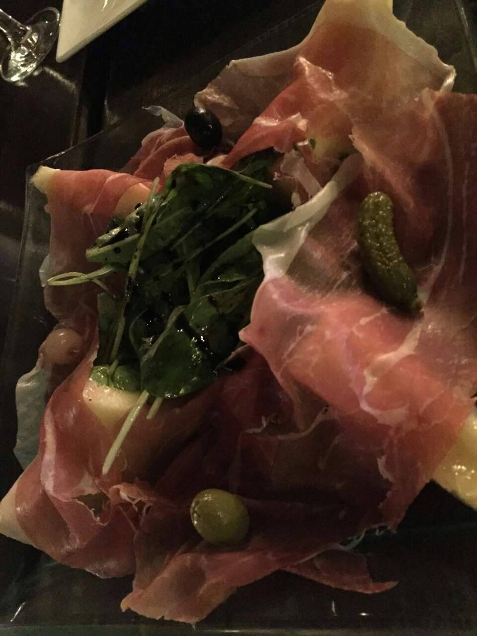 รูป Divine Wine Bar & Tapas คริสตัลปาร์ค