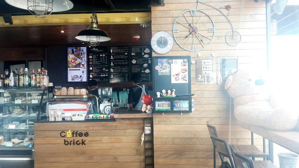 รีวิว Coffee Brick - ร้านกาแฟน่ารัก บรรยากาศดี