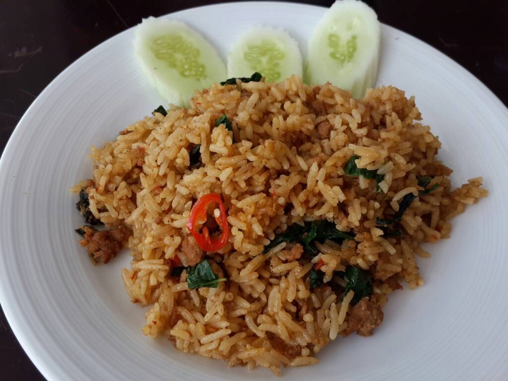 ร้าน FLY NOW OUTLET Motorway - รีวิวร้านอาหาร - Wongnai