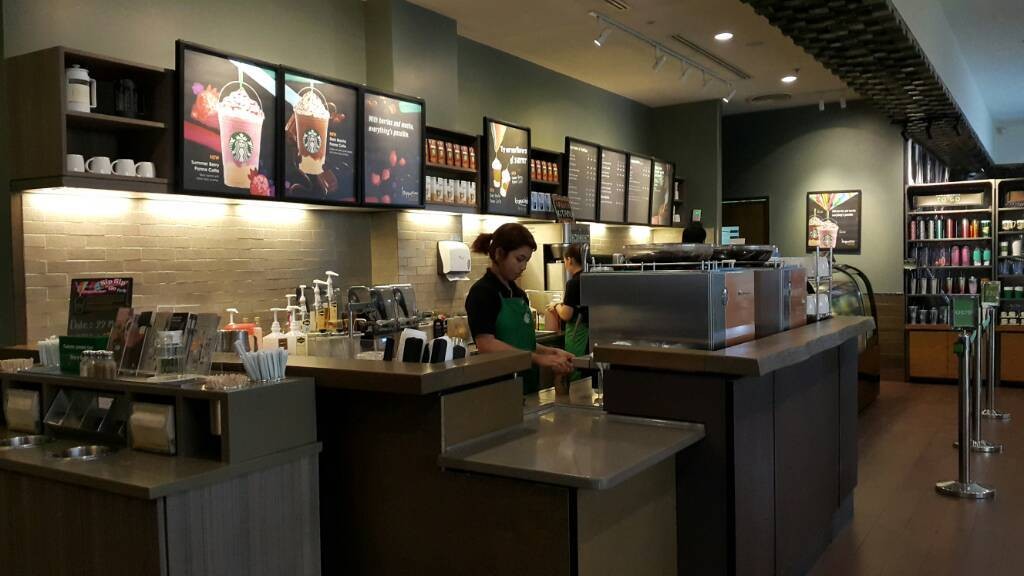 รีวิว Starbucks Impact challenger - กาแฟดี แต่คนเยอะมากๆ เลยร้อนไปหน่อย