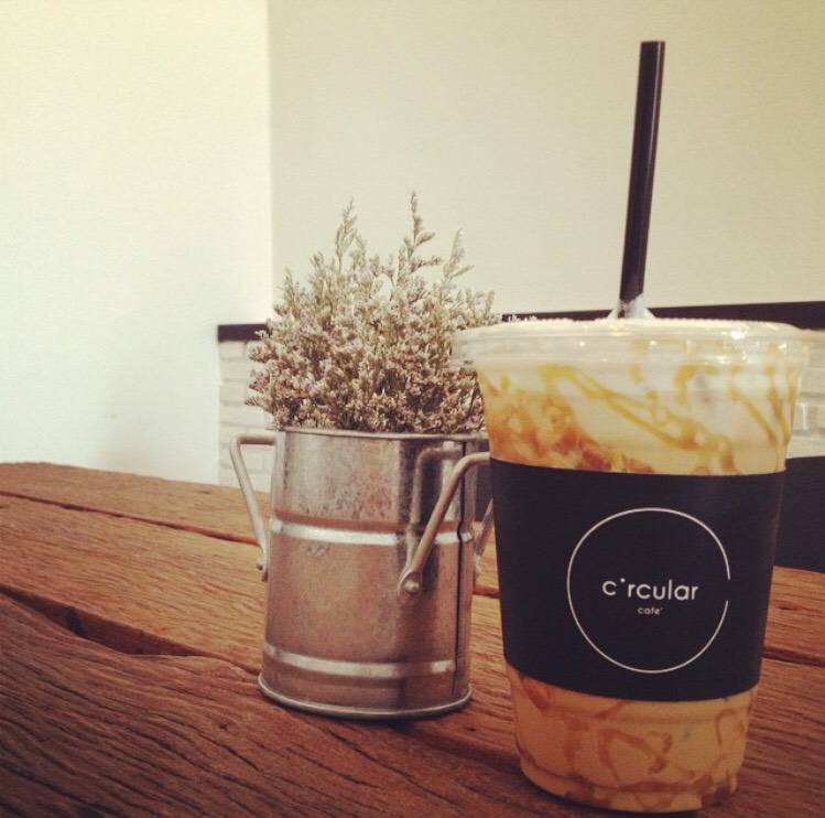 รีวิว Circular Cafe - ร้านกาแฟดีๆ ย่านเมืองเอก อร่อย มีสไตล์