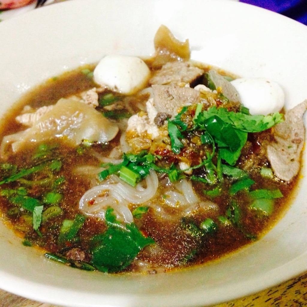 รีวิว เตี๋ยวเรือต่อชาม Midtown Asoke - เตี๋ยวเรือในห้องแอร์ - Wongnai