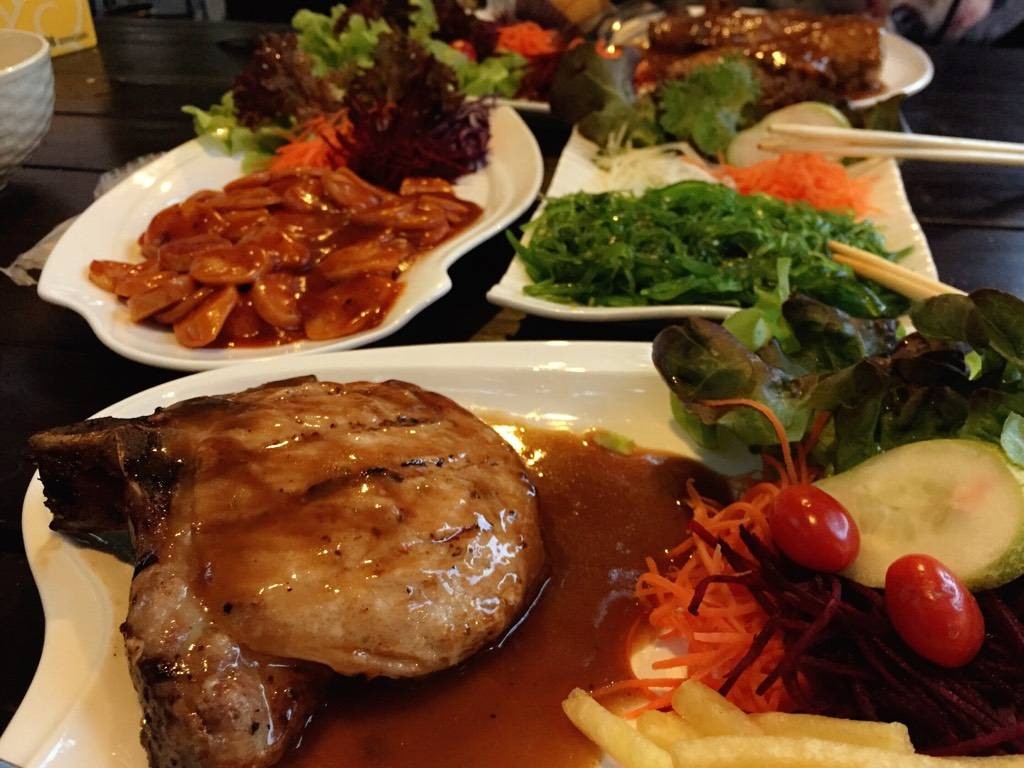 รีวิว Steak Doctor - ราคาน่ารัก บรรยากาศชิล