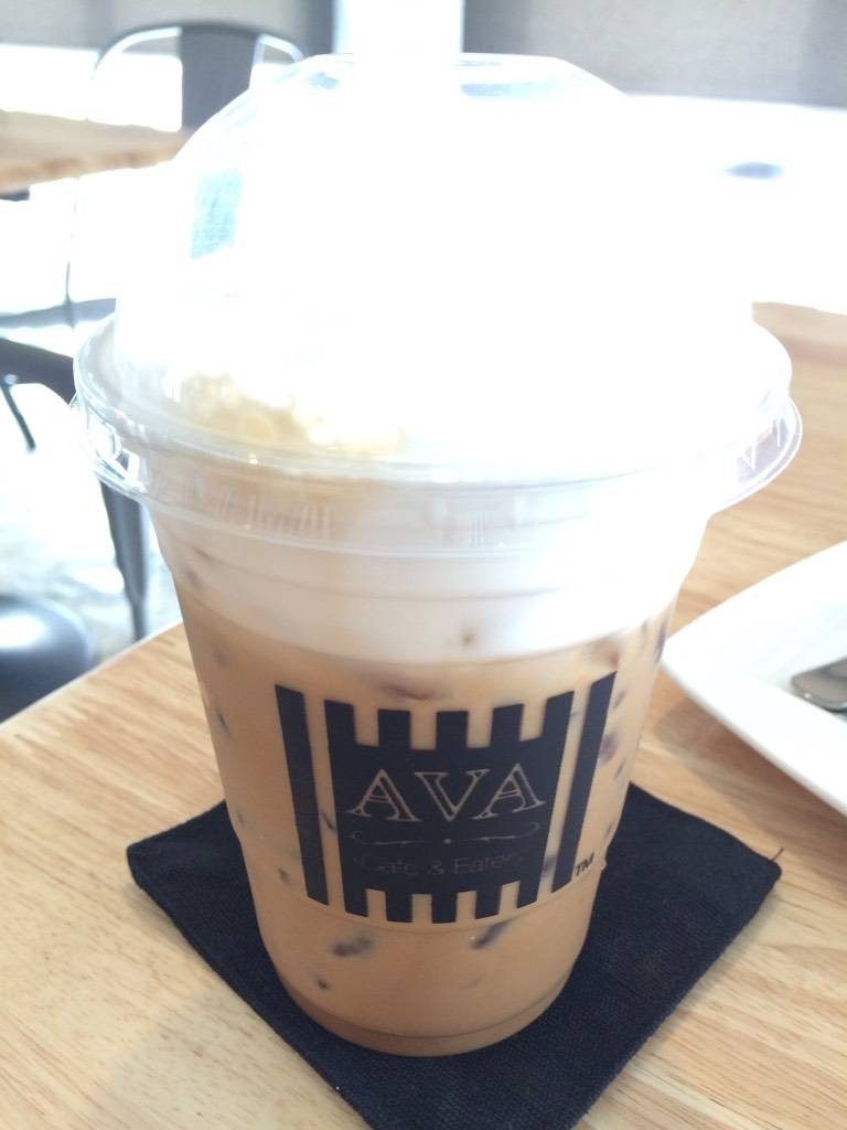 รีวิว AVA Cafe & Eatery - ร้านใหม่ น่านั่ง บรรยากาศส่วนตัวดี