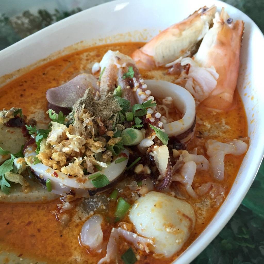 รีวิว ZABB ZONE - ก๋วยเตี๋ยวต้มยำเครี่องตู้ม กับของหวานสุดฟิน🌟 - Wongnai