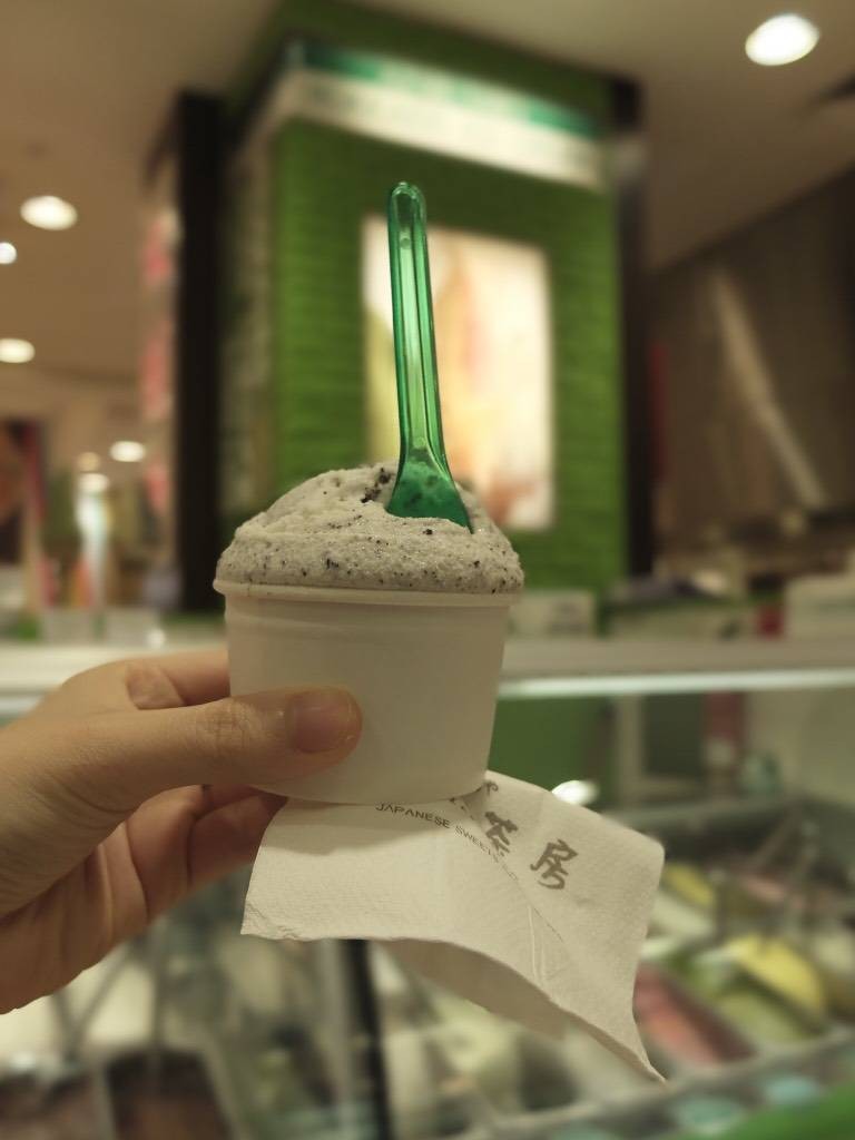 รีวิว Azabu Sabo Hokkaido Icecream Takashimaya Shopping Centre ...