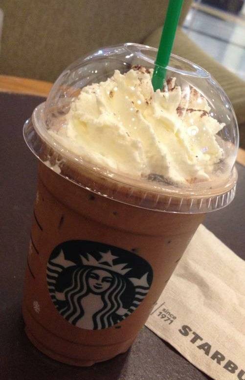 รีวิว Starbucks Robinson Silom - เครื่องดื่มเย็นๆ ฟินๆคลายร้อน - Wongnai