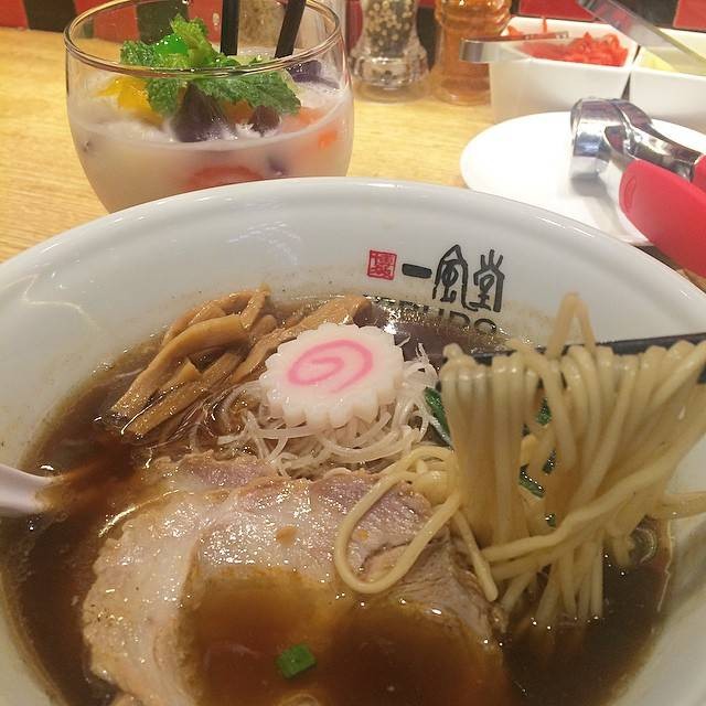 รีวิว Ramen Ippudo Emporium - ในวันอากาศฉุ่มฉ่ำ หาราเมนร้อนๆทานดีกว่า - Wongnai