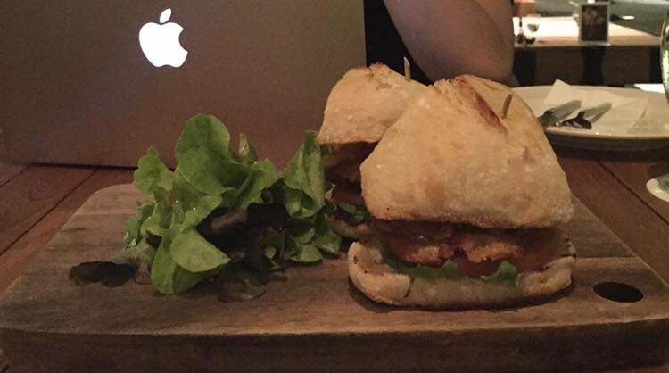 รีวิว Ad Lib Restaurant สุขุมวิท - อาหารดี บบรยากาศเริ่ด - Wongnai