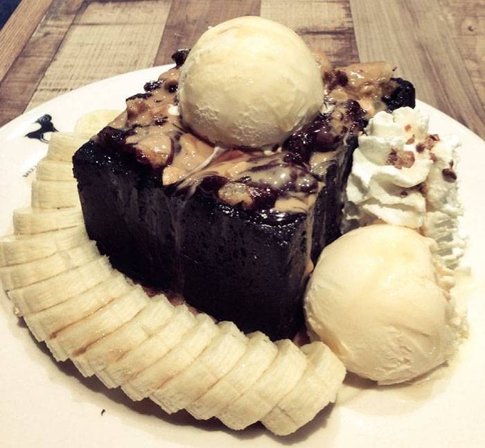 รีวิว After You Dessert Café วี สแควร์ นครสวรรค์ - Black Toast น่ากิน ...