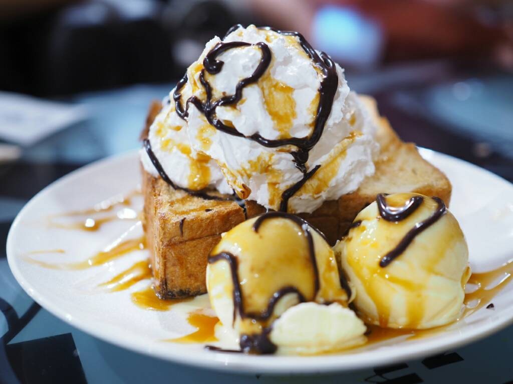 ร้าน Full Moon Bakery House Korean Town | รีวิวร้านอาหาร