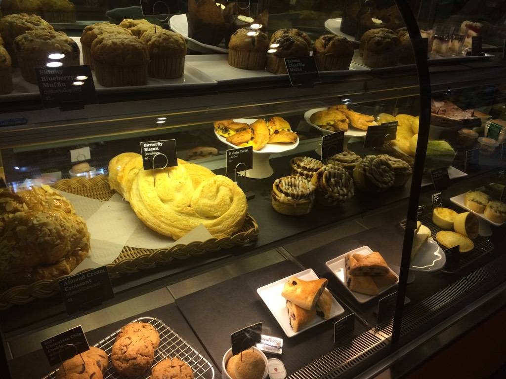 รีวิว Starbucks Big C Rama IV - พนักงานบริการดี แต่ราคาก็สูงตาม