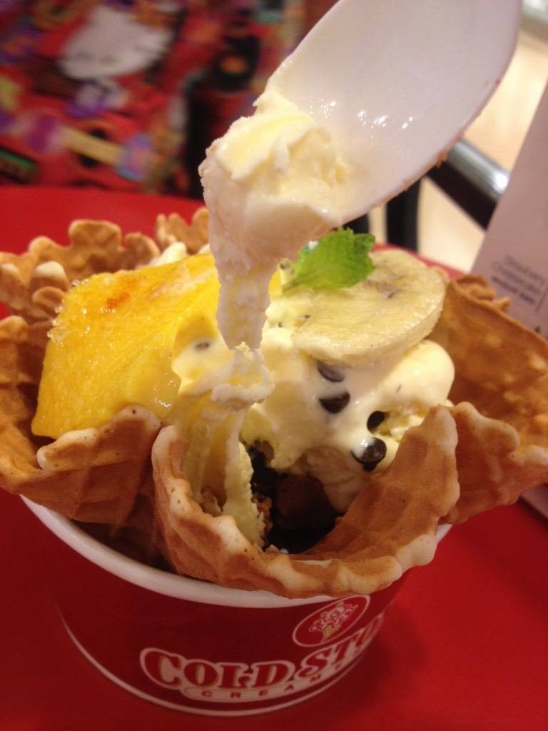 รีวิว Cold Stone Creamery เซ็นทรัล ลาดพร้าว - Custard Creme Brulee ห้าม ...